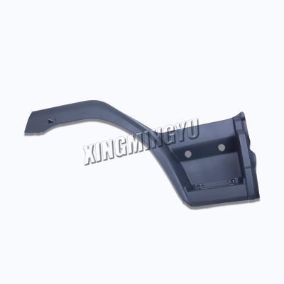 中国 M61-8403321/421 ドンフェング・トラックの部品 ドンフェング・チェンロン609 トラックのフェンダー 販売のため