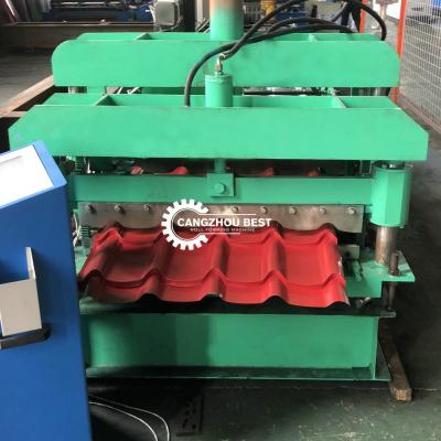Chine Le métal en acier a glacé le petit pain de tuile de toit 6m/min formant la machine pour la Chambre à vendre