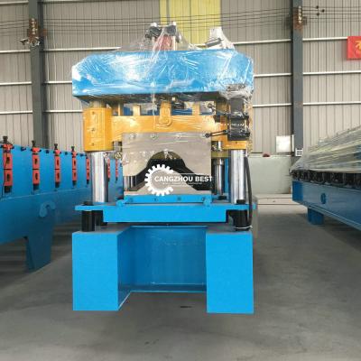 Chine Boîte de vitesse en acier Ppgi Ridge Cap Roll Forming Machine de bureau à cylindre de profil à vendre