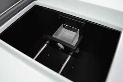 China Espectrofotómetro óptico dual de la transmitencia del benchtop del arsenal 400-700nm del sensor en venta