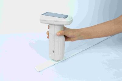 중국 자동 교정 휴대용 분광 광도계는 10nm 페인트 색상 미터에서 반사율 데이터를 보고합니다. 판매용