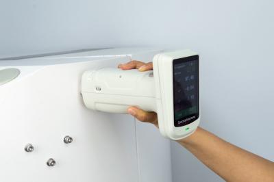 중국 자동 교정 휴대용 분광 광도계는 10nm 페인트 색상 미터에서 반사율 데이터를 보고합니다. 판매용