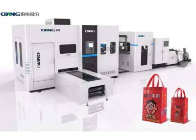 China Saco não tecido laminado branco da caixa que faz a máquina com punho à venda