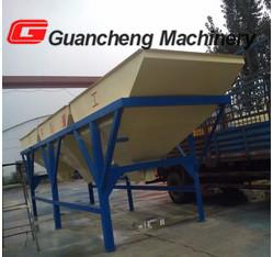 Cina Macchina d'ammucchiamento concreta professionale PL1200 con il sistema della cinghia per la pianta concreta in vendita