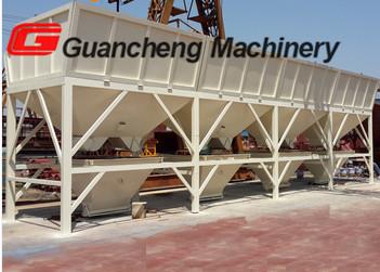 Cina Macchina d'ammucchiamento concreta del carbonio professionale con il sistema della cinghia per la pianta concreta in vendita