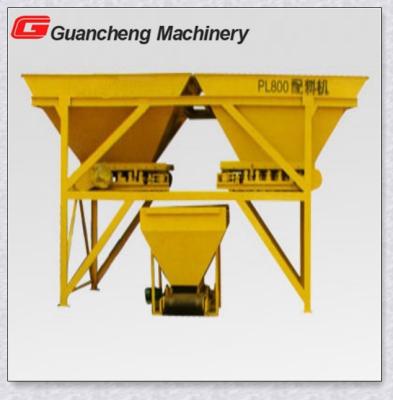 Cina Macchina d'ammucchiamento d'erogazione automatica del calcestruzzo per la sabbia/pietra/il cemento in vendita