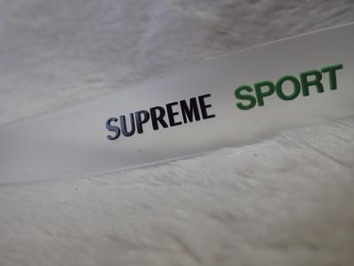 Cina Logo personalizzato etichetta in gomma in rilievo / cerotto in PVC per copricapo in vendita