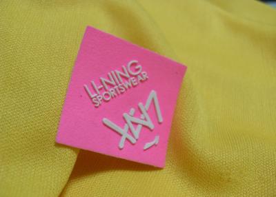 China Geographische 3D-Metall-Weichsilikon-Gummi-PVC-Patches für Jacken zu verkaufen