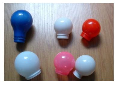 Cina Parti di plastica dell'alto modanatura materiale lucido del PC per le luci del LED con luce che diffonde polvere in vendita