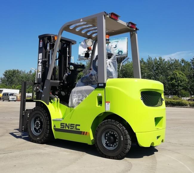 4500mm Lifting Height 2ton Container Forklift