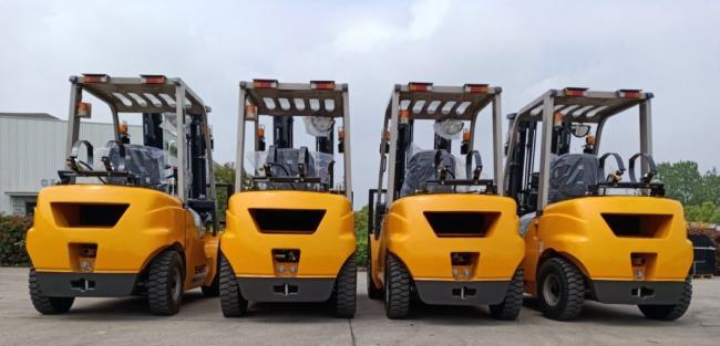 China New Diesel Forklift Truck LPG Gasoline 3tons 3.5tons 4tons 5tons 6tons 7tons Forklift for Sale