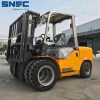 Quality Heavy Duty Container Lifting 4ton Diesel Forklift with Closed Cabin and LED Lights for sale