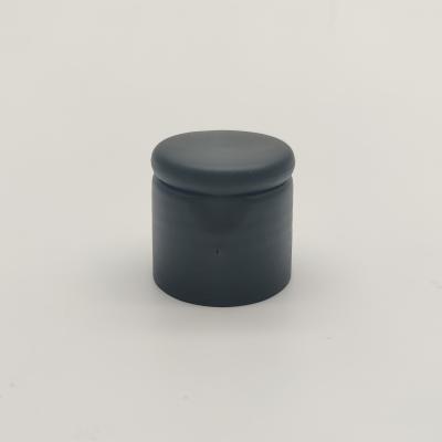 中国 黒いねじロック24mmフリップ2.8mmの水たまりが付いている上のプラスチック ビンの王冠 販売のため