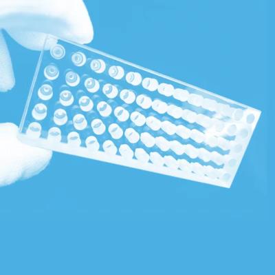Κίνα 1050C ZKTD Διατρημένη πλάκα κουαρτζίου με ανοιχτή αντοχή στη διάβρωση για σκληρά περιβάλλοντα προς πώληση