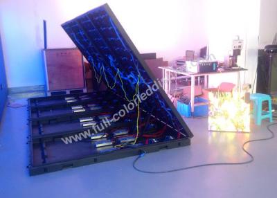 China Exhibición orientada hacia el servicio delantera modificada para requisitos particulares, prenda impermeable a todo color llevada 50kg de la exhibición en venta