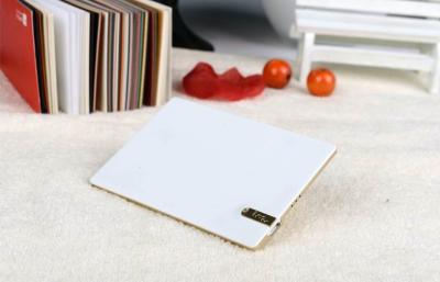Cina Mini USB caricatore portatile ultra sottile di viaggio 2000mAh con la cellula di Li-Ploymer in vendita