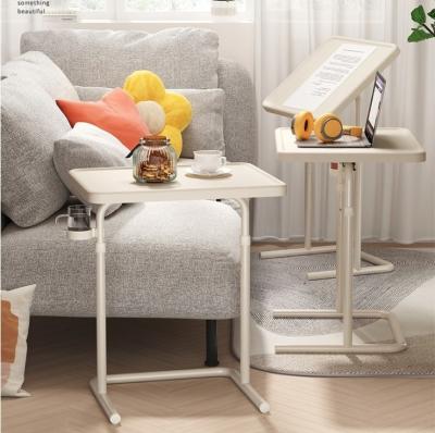 Cina Mini tavolo da studio regolabile per bambini Moderno design nordico Bianco Legno Manuale Altura 600mm in vendita