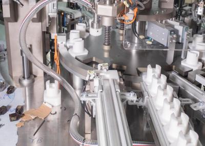 Cina Materiale da otturazione facile del barattolo di operazione e stalla intermittente di modo operativo della tappatrice in vendita