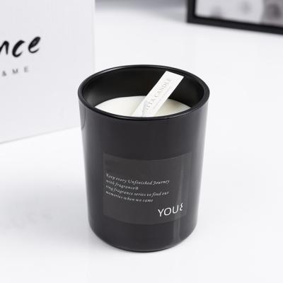 Cina il contenitore di regalo di vetro di lusso bianco nero classico non tossico 24H ha sentito la candela in vendita