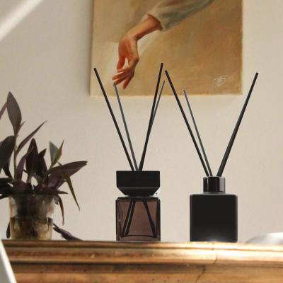 Cina Il lusso ha personalizzato il profumo floreale della bottiglia di Reed Diffuser Square Black Glass con la scatola in vendita