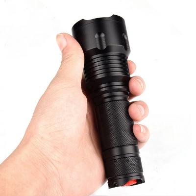 Cina Torcia elettrica tattica ricaricabile di alto potere LED, torcia elettrica di emergenza di 5 modi LED per uso della polizia in vendita