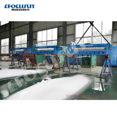 中国 1500kg/24h ホワイト クリスマス 雪を作る機械 内部のコアコンポーネント PLC 販売のため