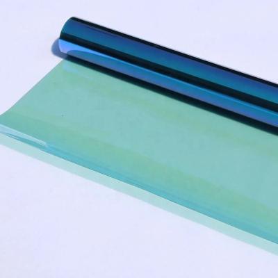 Cina Pellicola di vetro per auto a colori personalizzati Nano vetro anteriore in ceramica Tinta Rossa VLT 83% Isolamento termico in vendita