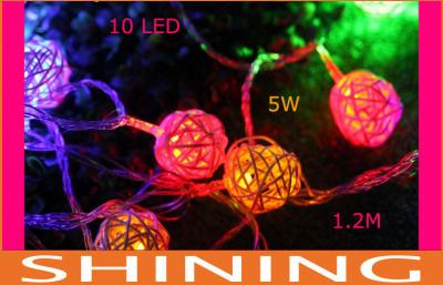 中国 10pcs RGB の綿球のランタン ランプ電池式屋外 LED のひもライト 販売のため