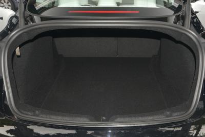 중국 2024 테슬라 모델 3 왼손 구동 전기 자동차 331kw 모터 파워 MAX. 속도 200km/h 판매용