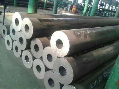 Cina Tubo senza cuciture medio Sch40 135*135*10 trafilato a freddo di acciaio semiduro del carbonio in vendita