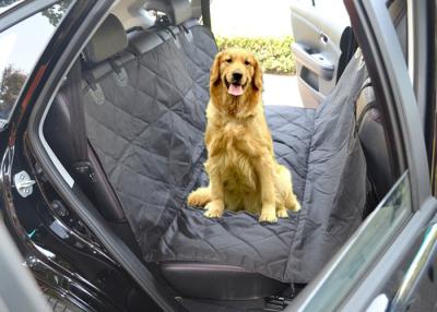 Cina Coperture di sede di automobile smontabili imbottite il nero dell'animale domestico con i fori della cintura di sicurezza in vendita