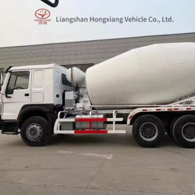 중국 8X4 샤크만 콘크리트 믹서 트럭 수동 창문과 최대 구마력 300-400hp 판매용