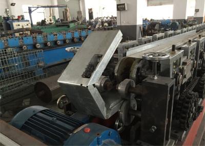 Cina rotolo d'acciaio galvanizzato 0.8mm della struttura d'acciaio della macchina dell'ammortizzatore di fuoco che forma macchina in vendita