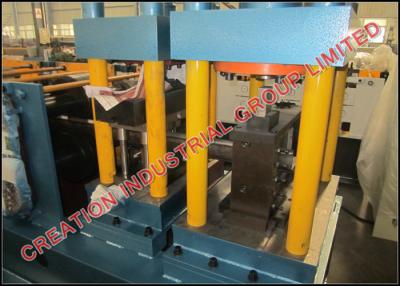 China Rollo de acero galvanizado Hola-Extensible de la correa de Z que forma la máquina con Decoiler auto en venta