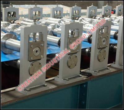 China 5V van het het Dakdek van het golfplaatmetaal het Broodjes Vroegere Machine met Automatische Controlesysteem en Hydraulische Snijder Te koop