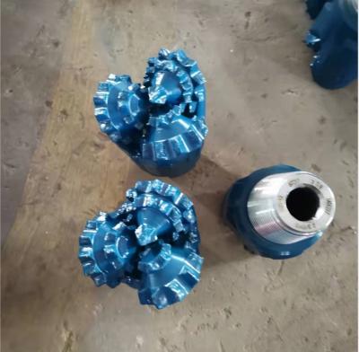 Cina Iadc117 7 7/8' Tricone Roller Bit Alta durata e resistenza in vendita