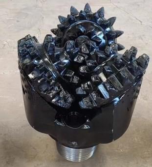 Cina scalpello a rulli triconico API Standard 14 3/4" tagliente triconico del dente d'acciaio di IADC 127 in vendita