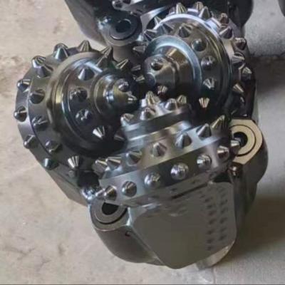 Cina 200mm IADC545 Tricone Bit Mining Coal Mine Drilling HDD Trenchless in vendita