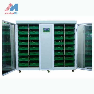 Cina 32pcs vassoi 50KG per foraggio di giorno che germoglia la macchina idroponica dell'erba della mucca delle pecore del sistema in vendita