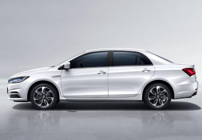 4 Doors 5 Seats BYD EV Cars Byd Qin Ev 400-450KM Comfortable Ride 1