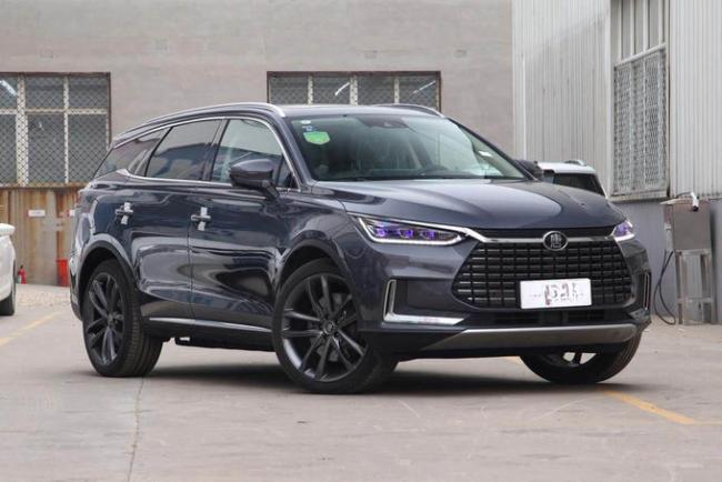 600-730KM Byd Tang Electric Car Midsize SUV 5 Doors 7 Seats 3