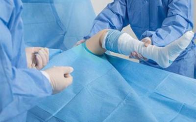 Κίνα Αποστειρωμένο χειρουργικό ιατρικό προϊόν μίας χρήσης πακέτων Arthroscopy γονάτων για το νοσοκομείο προς πώληση