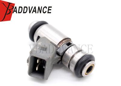 Chine Injecteur de carburant argenté de bec de trous de la couleur 3 pour la berline avec hayon arrière 1.3L 1149646 de la fiesta V de Ford à vendre