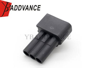 Chine Moteurs PBT 3 Pin Automotive Electrical Connectors Housing 3 joints à vendre