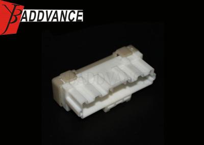 Chine 20 Pin Female PBT ont ouvert la nouvelle conception des véhicules à moteur blanche de prises électriques à vendre