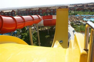 Cina Acquascivoli adulti dell'attrezzatura del parco dell'acqua, diapositive 6mm - 8mm del boomerang di vetro di fibra in vendita