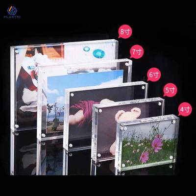 China waterproof Transparent Acrylic Photo Frame Acrylic Block Picture Frames Freestanding for sale