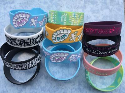 China Pulsera de la pulsera 2016 del silicón de Debossed del regalo de la promoción/del silicón respetuosa del medio ambiente en venta