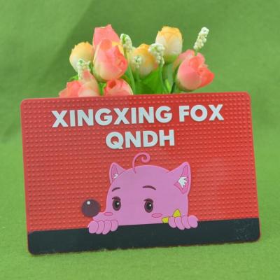 China Estera grabada en relieve del plato del práctico de costa/del silicón de la taza del cuadrado del logotipo/práctico de costa de la bebida para a prueba de calor en venta