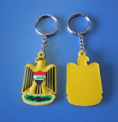 China Los llaveros suaves de goma nacionales del PVC de Eagle 3d del amarillo del regalo del día de los UAE/los llaveros de Eagle aceptan al OEM en venta